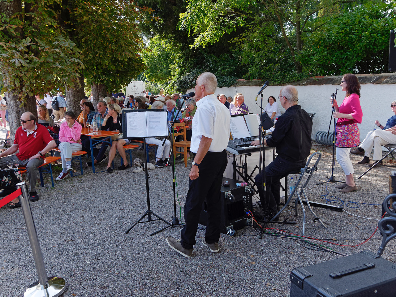 Obladi Oblada schallte bis zum Schloss - Tutzing - Vor-Ort News